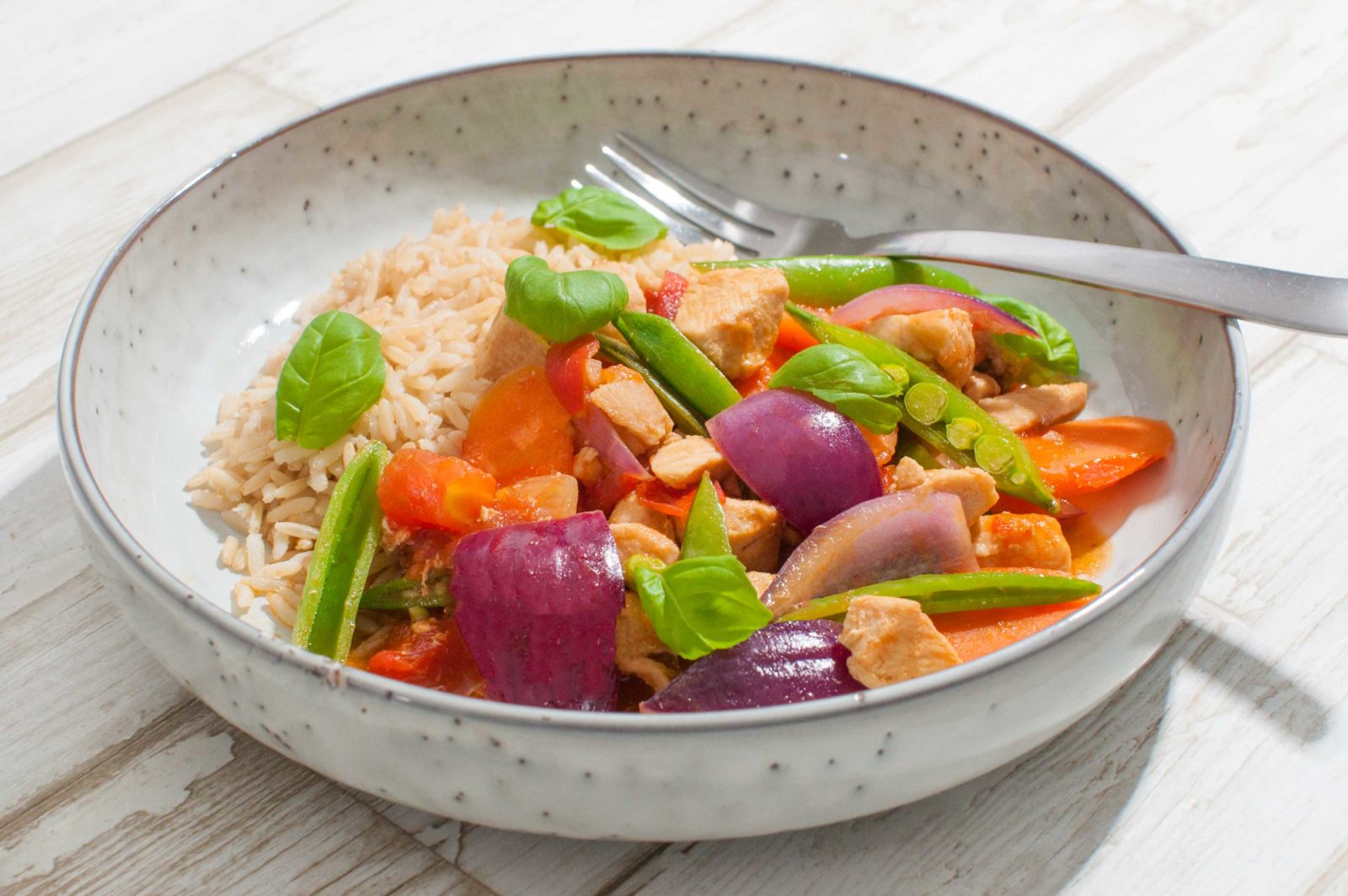 Super quick wok with lots of veg - flash fried pork, carrots, onions ...