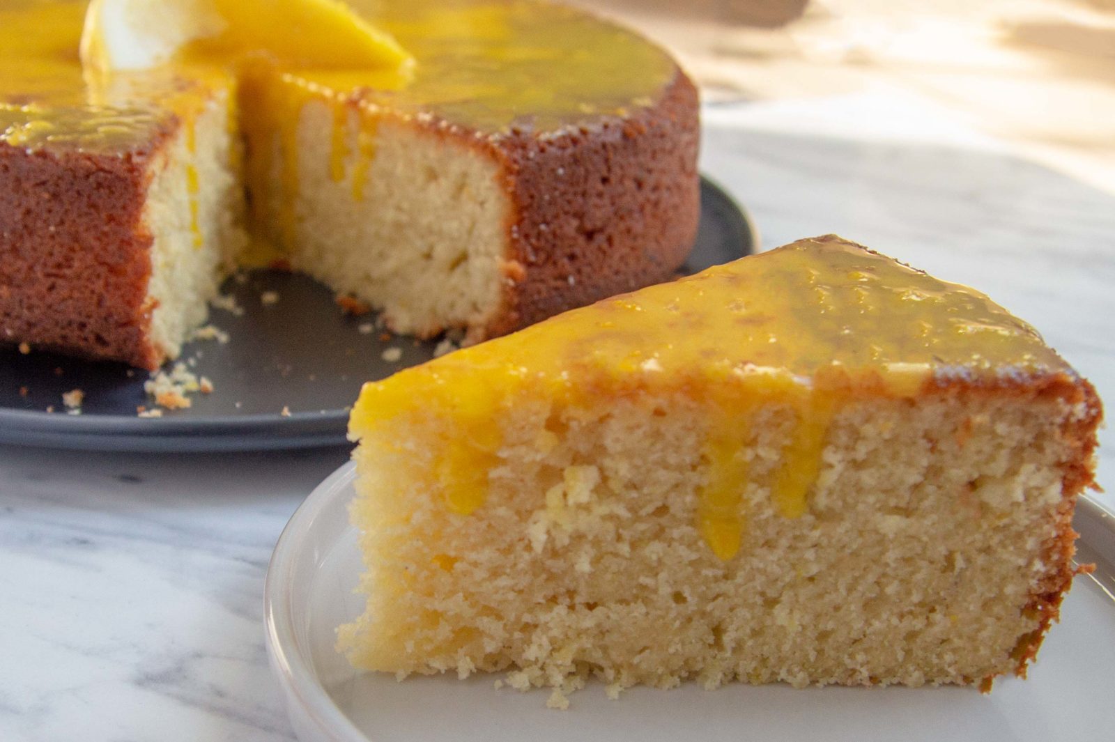 Super easy and juicy lemon moon cake | Danish classic